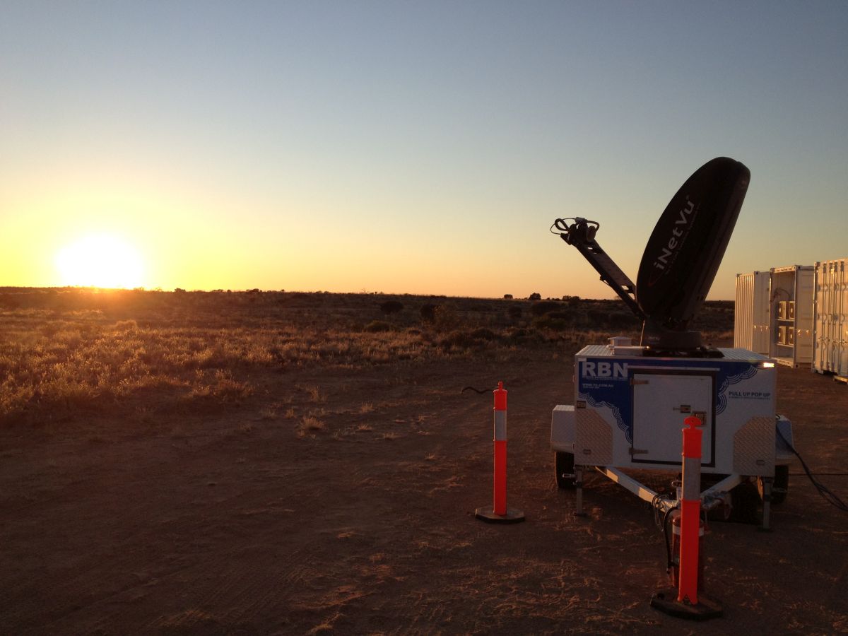 Vsat_trailer_KelearyCamp_Australia_TC_COM_7 – C-COM Satellite Systems